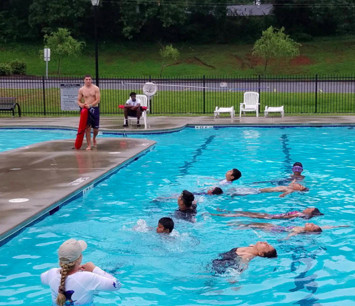 The Amazing Mental Health Benefits of Swimming and Water | Greater ...